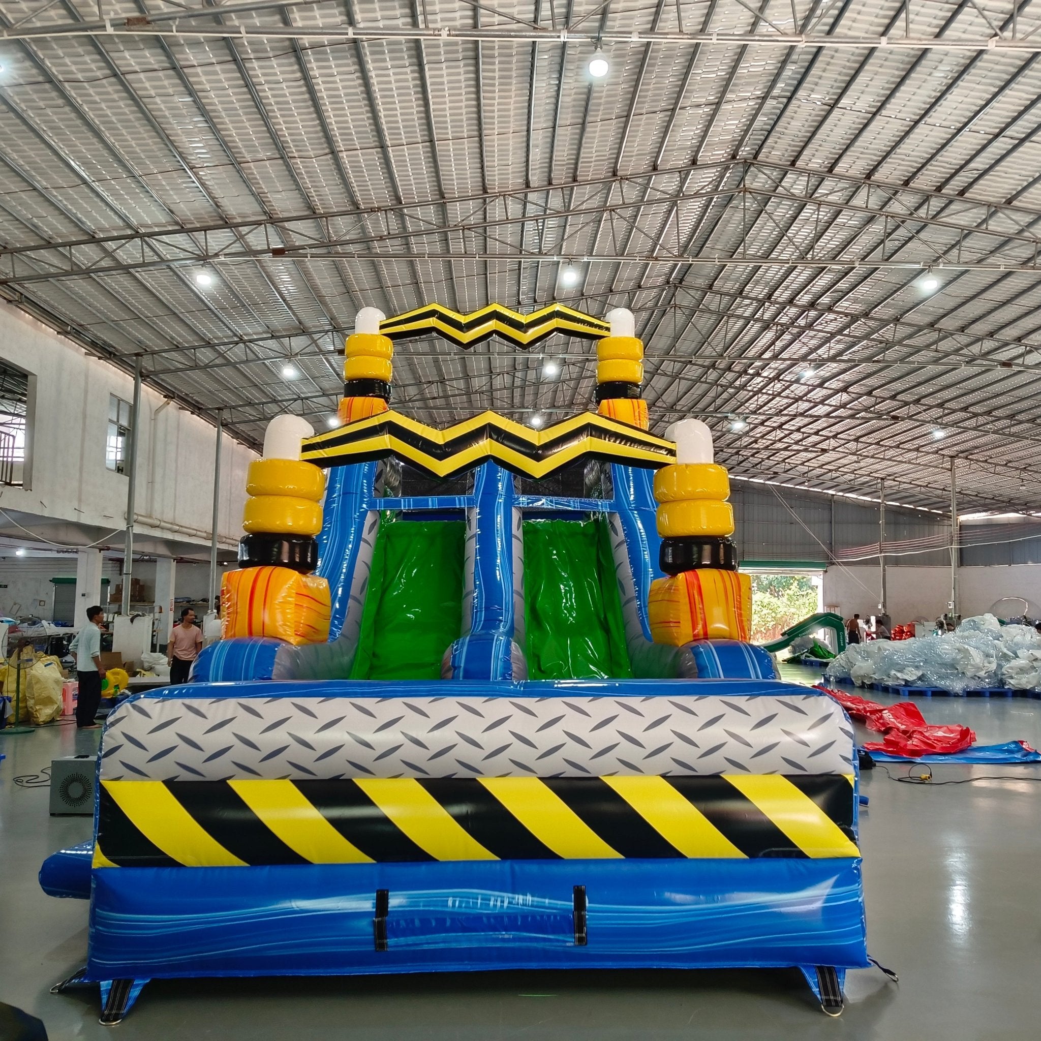92ft Radioactive Run 3-Piece Wet/Dry Inflatable Obstacle Course