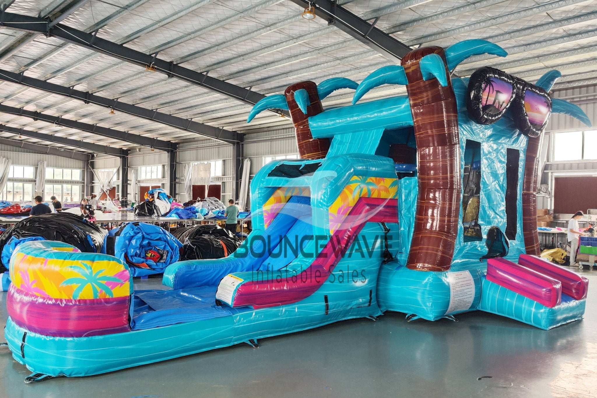 Island Flow Econo Bounce House with Slide (Wet/Dry)